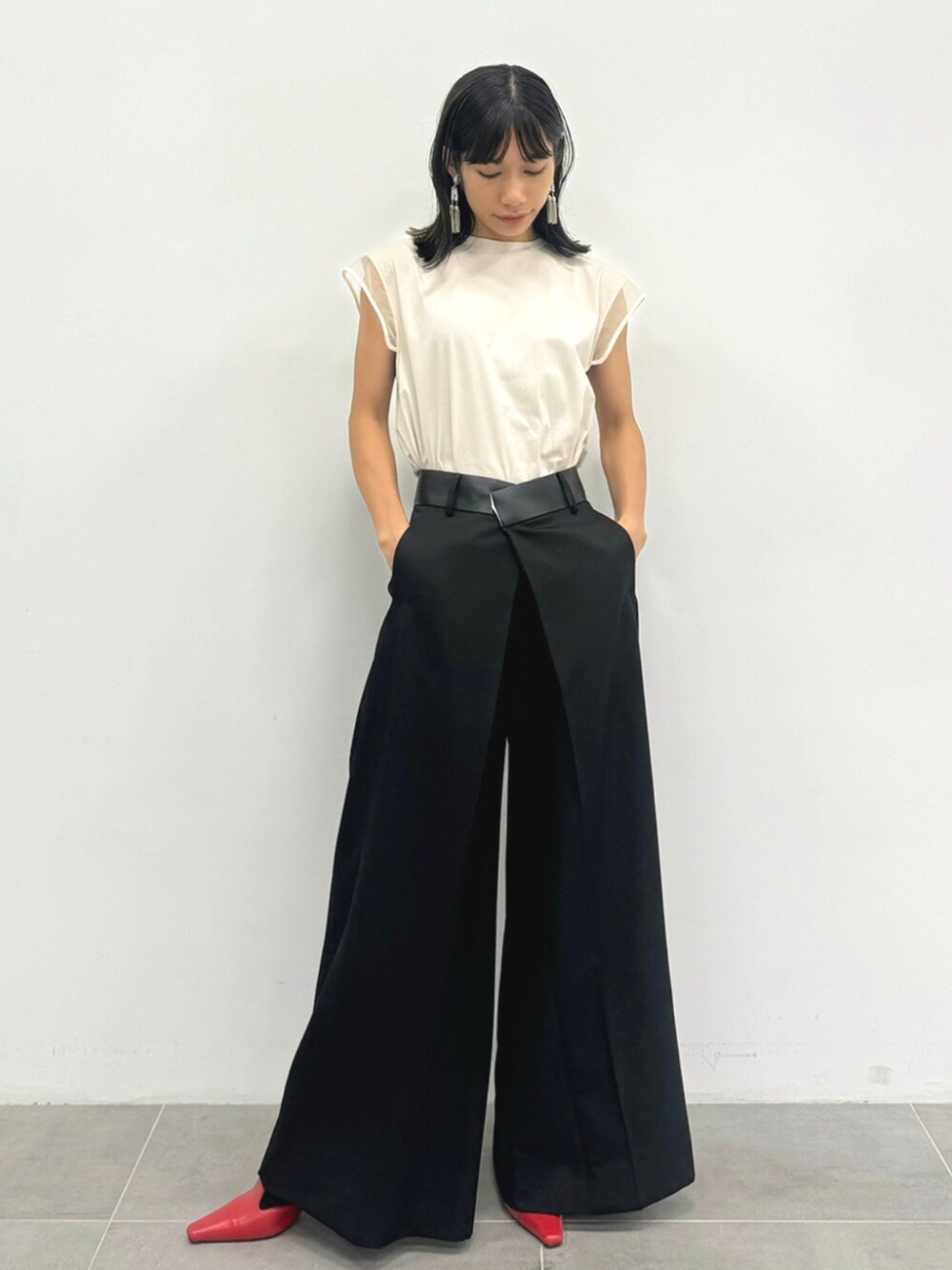 STUDIOUS STAFF(STUDIOUS WOMENS)｜STUDIOUSのスラックスを使ったコーディネート - WEAR