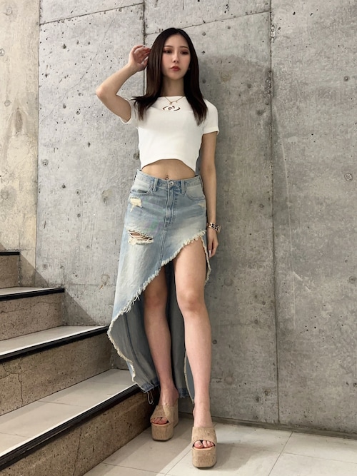 hinano(GYDA)｜GYDAのデニムスカートを使ったコーディネート - WEAR