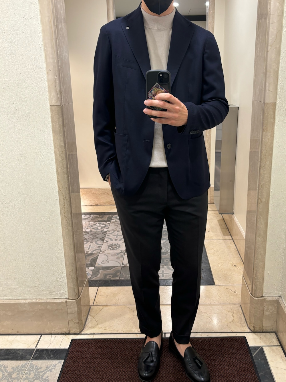 S24｜TAGLIATOREのテーラードジャケットを使ったコーディネート - WEAR