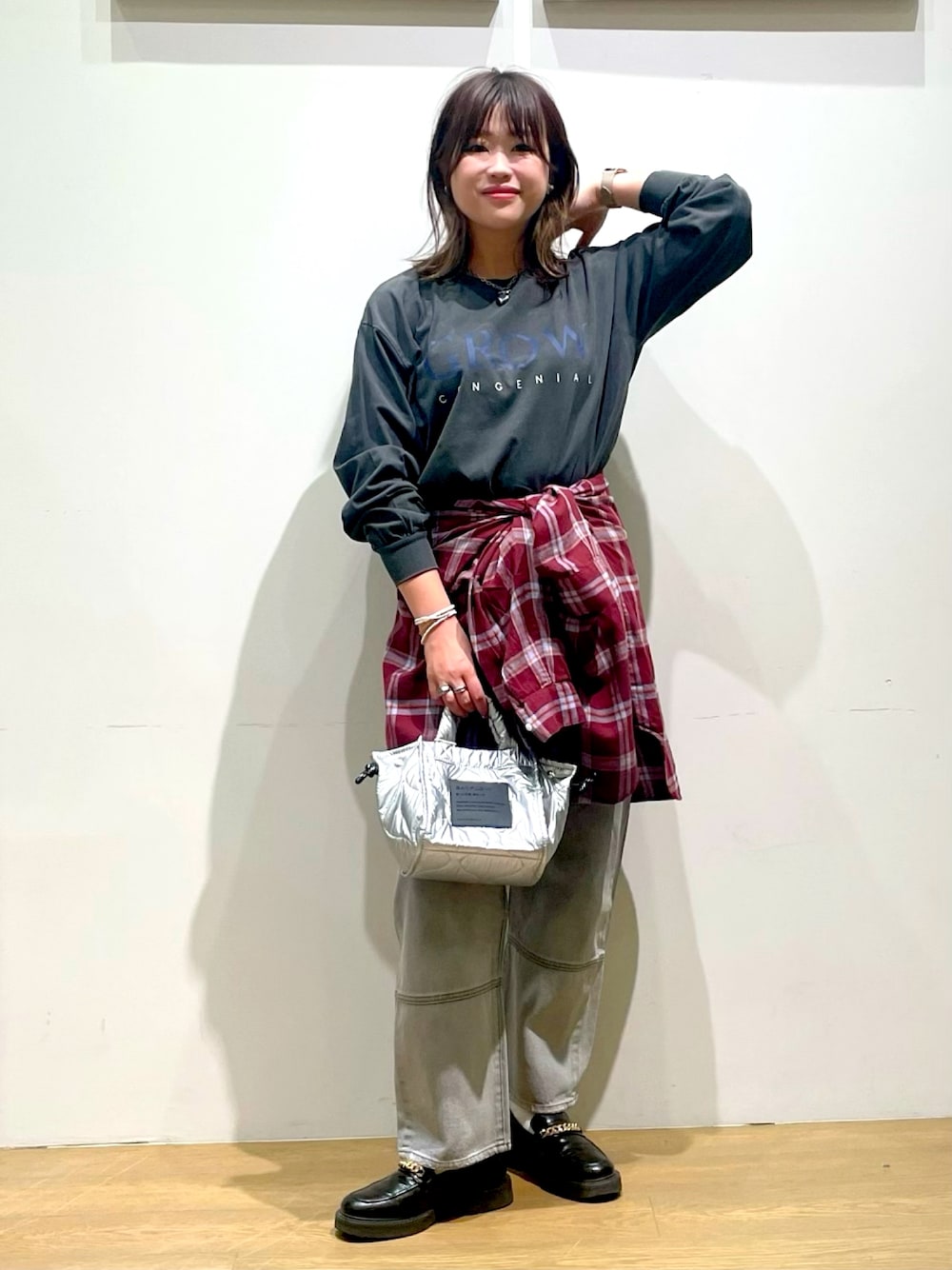 akari(BAYFLOW モレラ岐阜)｜BAYFLOWのTシャツ/カットソーを使ったコーディネート - WEAR