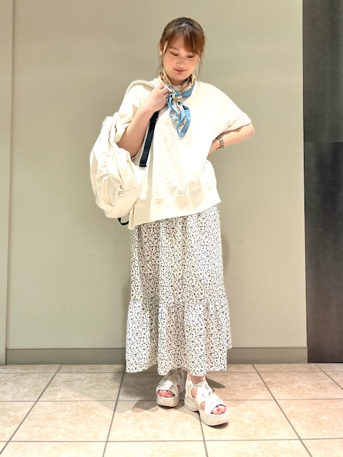 HIMIKO 大丸 札幌店(卑弥呼 Online Shop)｜HIMIKOのサンダルを使ったコーディネート - WEAR