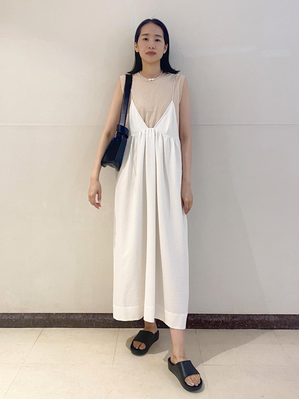Riho（ADAM ET ROPE' 池袋PARCO）｜ADAM ET ROPE'のショルダーバッグを使ったコーディネート - WEAR