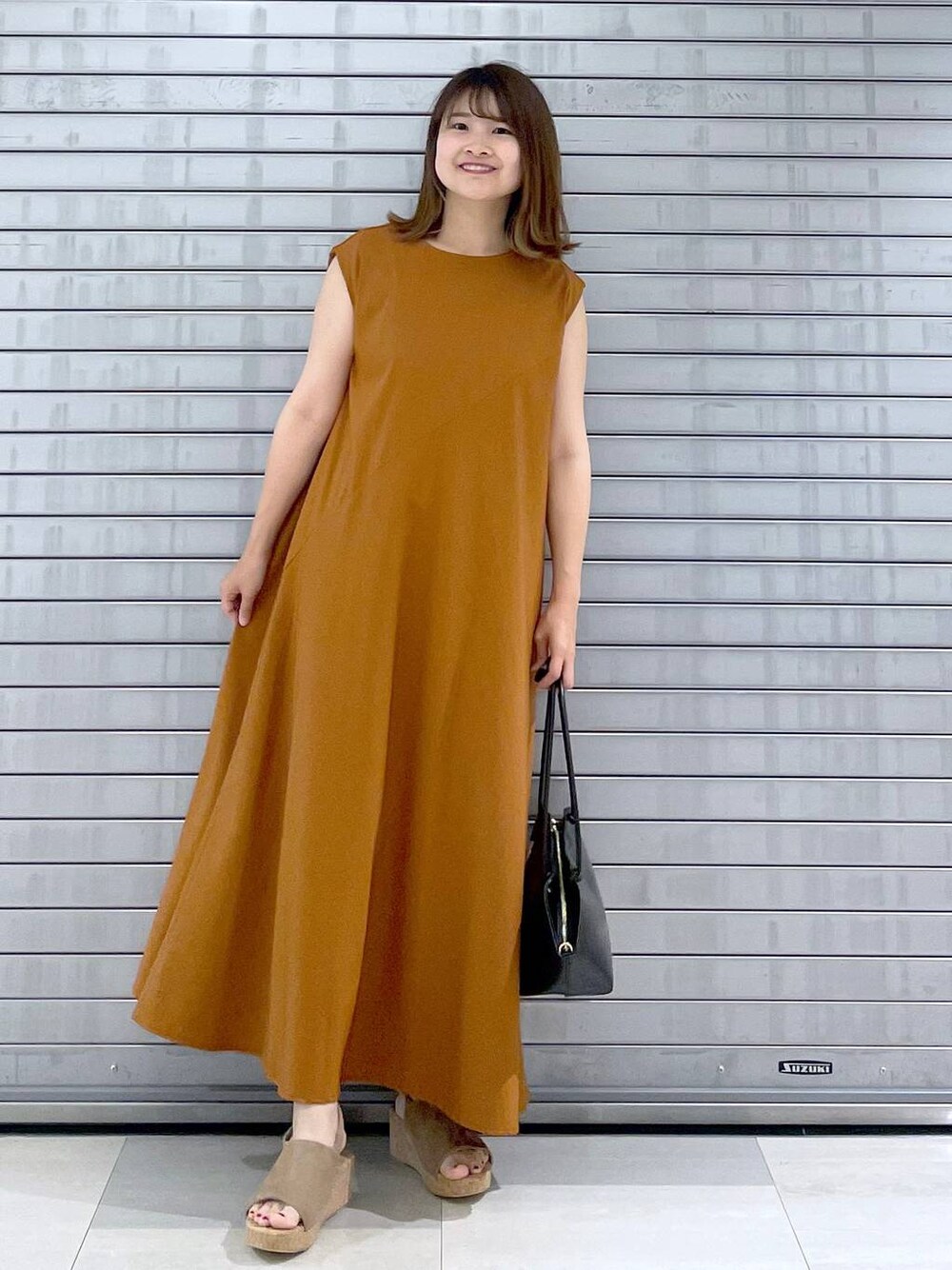 MAIKO(Elura 梅田阪急三番街)｜Eluraのサンダルを使ったコーディネート - WEAR