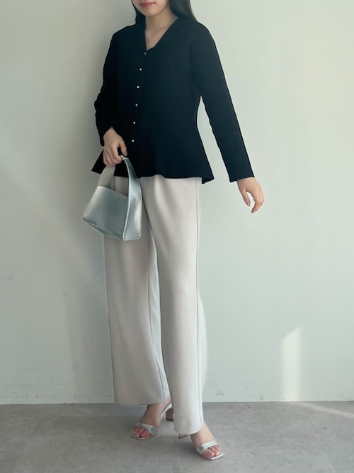 ECスタッフ(cross marcheメイン)｜CROSS FUNCTIONのカーディガン/ボレロを使ったコーディネート - WEAR