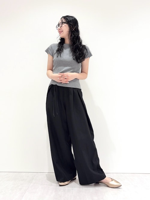 Made in Japan】アシンメトリーVカットフラットパンプス/641316