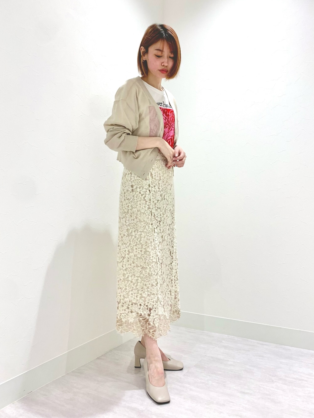 himiko_official（卑弥呼）｜卑弥呼のパンプスを使ったコーディネート - WEAR