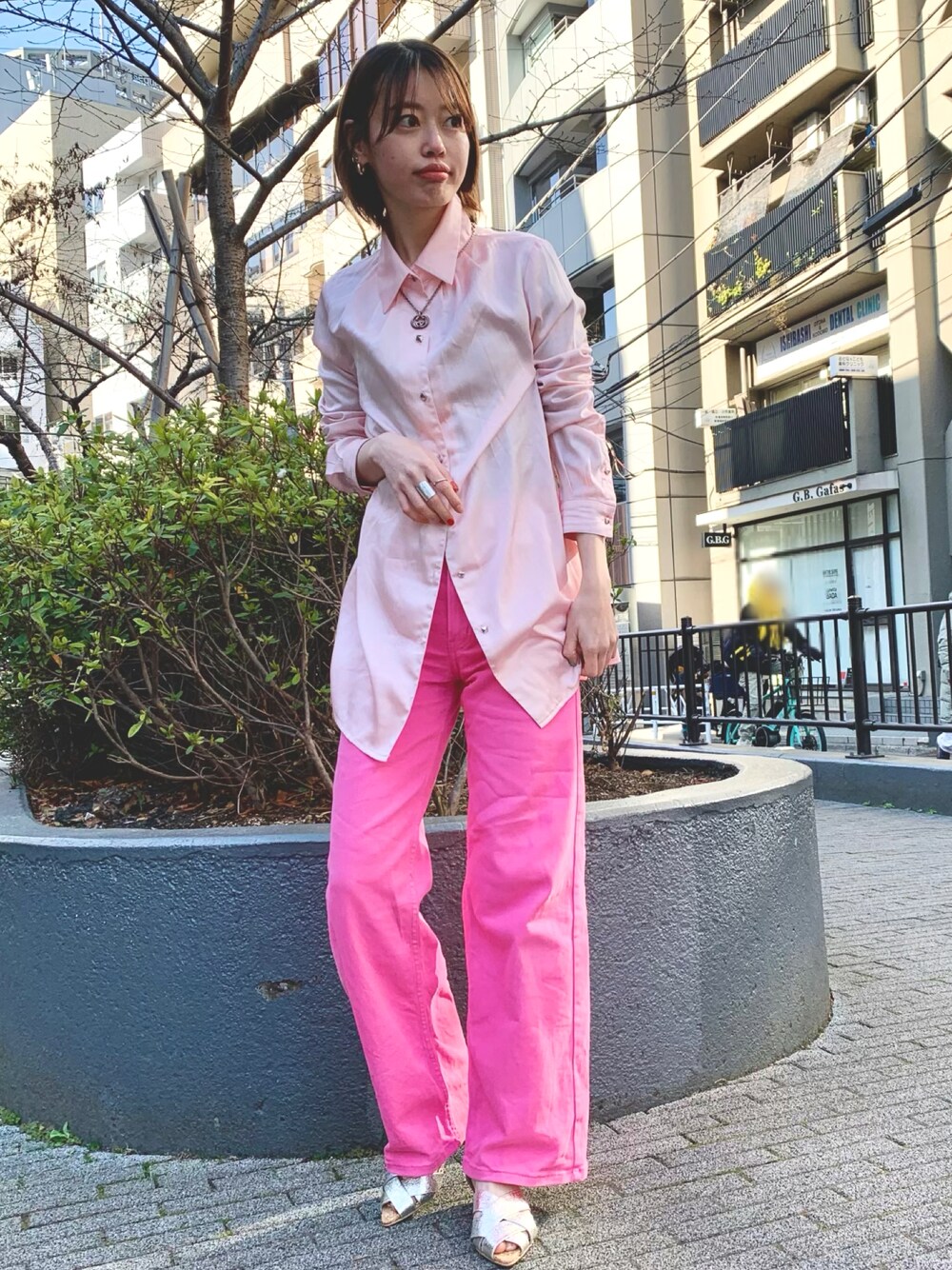 himiko_official(卑弥呼)｜HIMIKOのサンダルを使ったコーディネート - WEAR