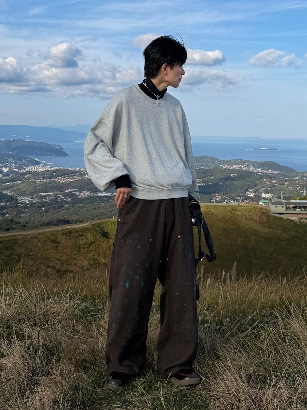 KAI｜Knuth Marfのスウェットを使ったコーディネート - WEAR