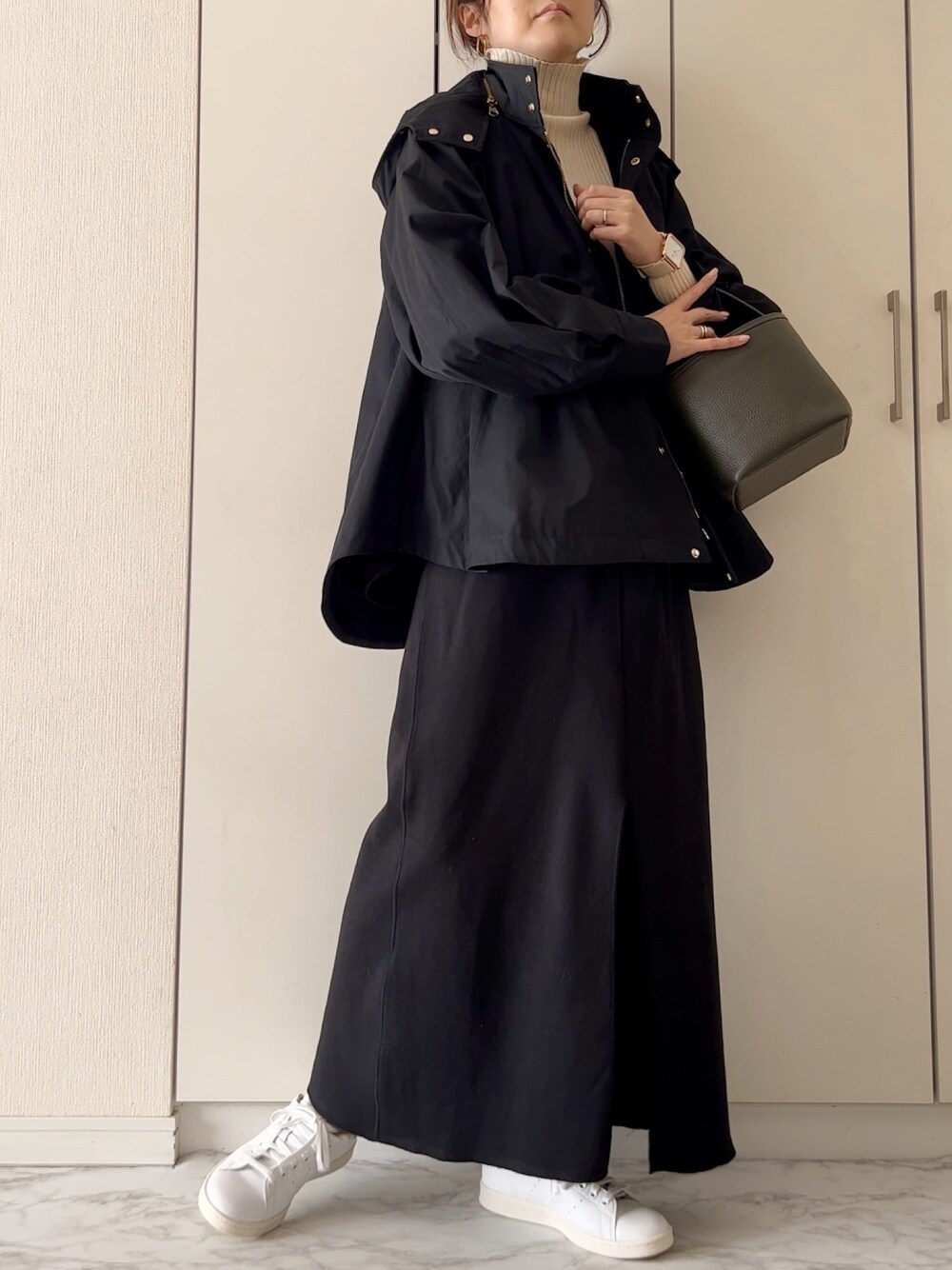 NAna｜Emma Taylorのマウンテンパーカーを使ったコーディネート - WEAR