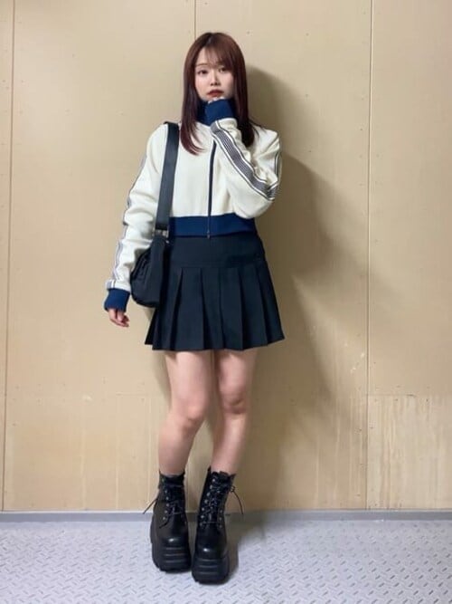 WEGO(WEGO STAFF)｜WEGOのジャージを使ったコーディネート - WEAR