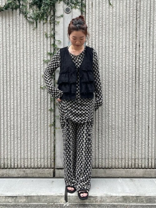 ROSE BUD STAFF(ROSE BUD STAFF)｜ROSE BUDのベストを使ったコーディネート - WEAR