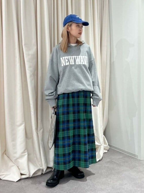 ROSE BUD STAFF(ROSE BUD STAFF)｜ROSE BUDのスウェットを使ったコーディネート - WEAR