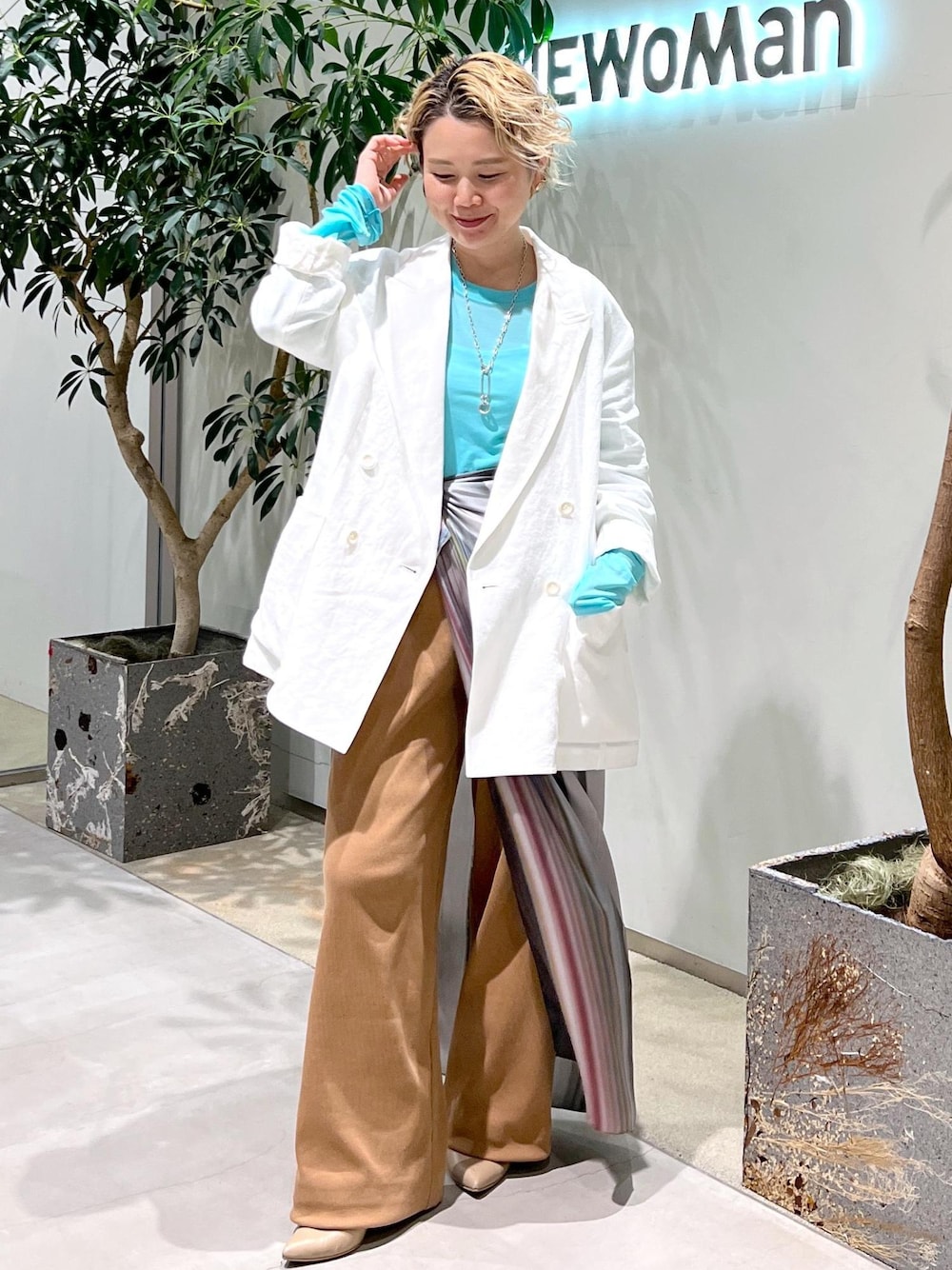 Hirom(SALON adam et rope' 新宿NEWoMan)｜SALON adam et rope'のテーラードジャケットを使ったコーディネート - WEAR