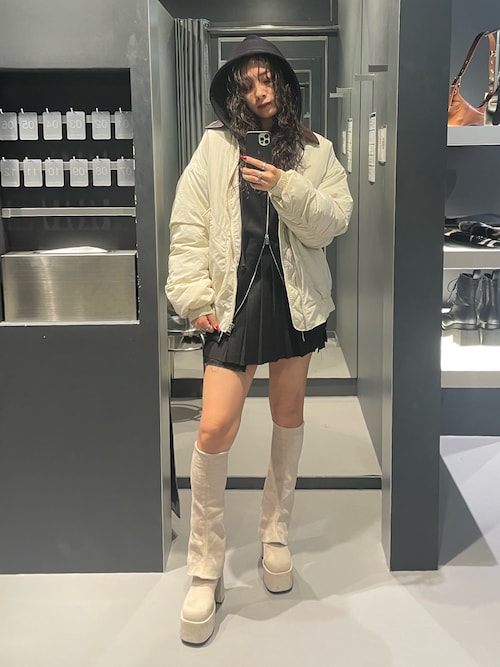 菅谷レイナ(EMODA)｜EMODAのパーカーを使ったコーディネート - WEAR