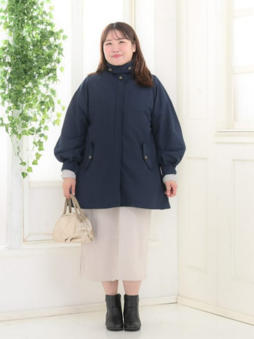 大きいサイズ＜こまちさんコラボ＞ペプラムフェイクファー付Aライン