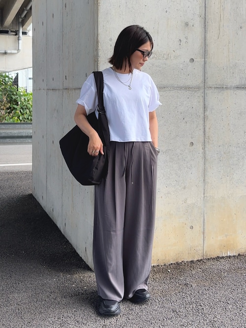 𝙮𝙪𝙠𝙞｜UNIQLOのTシャツ/カットソーを使ったコーディネート - WEAR