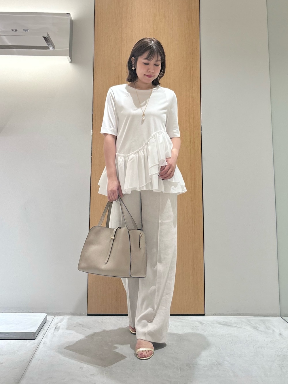 Hashizaki.y(ANAYI )｜ANAYIのTシャツ/カットソーを使ったコーディネート - WEAR