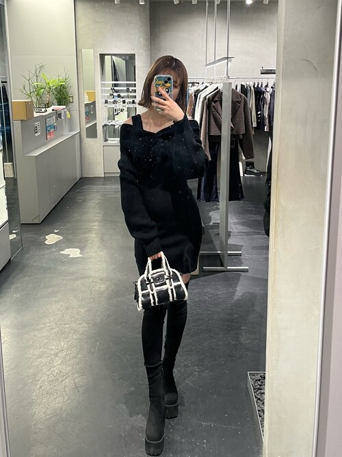 小坂彩水（EMODA）｜EMODAのワンピースを使ったコーディネート - WEAR