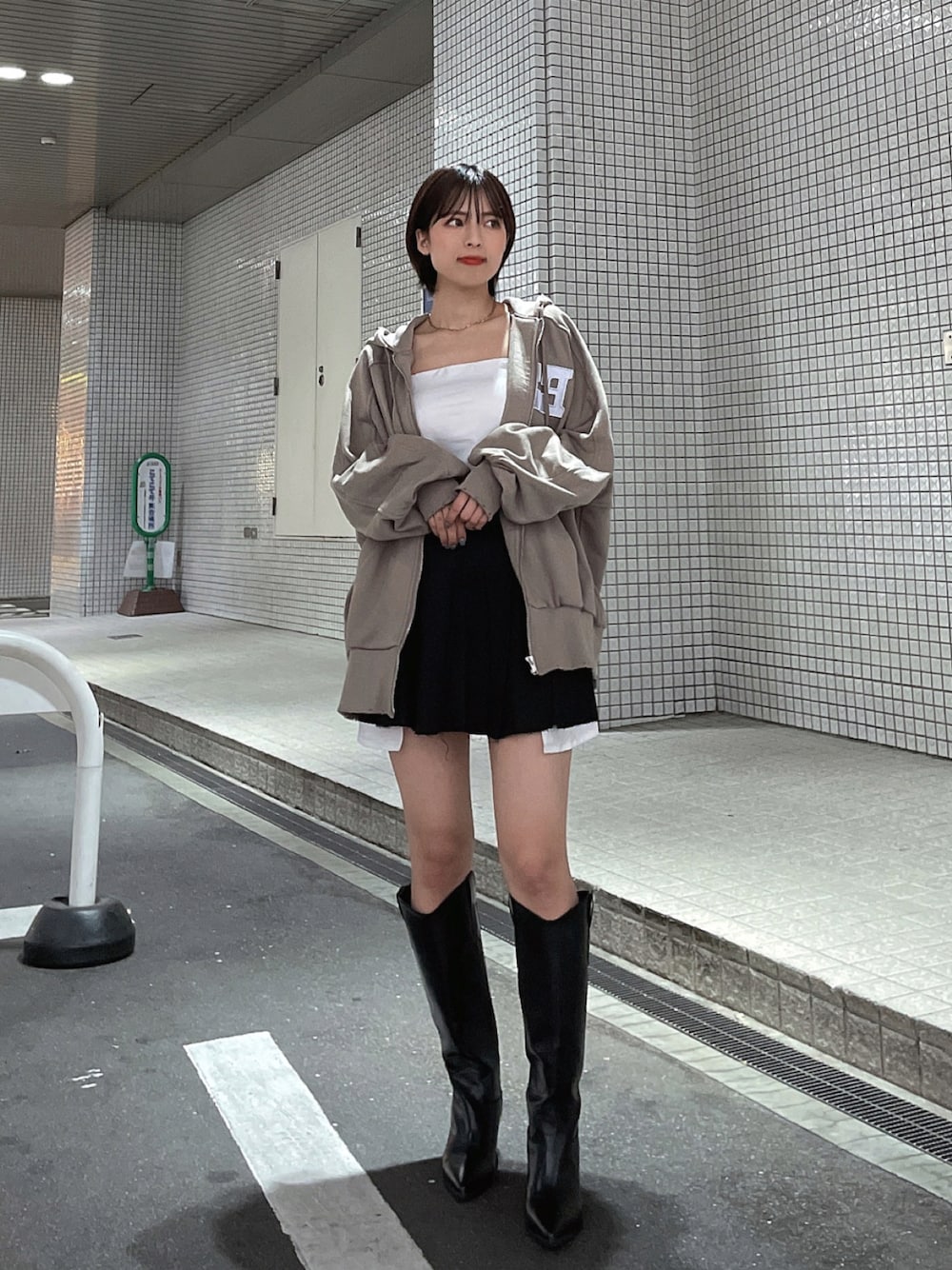 ENVYM_NARUMI(ENVYM)｜ENVYMのパーカーを使ったコーディネート - WEAR