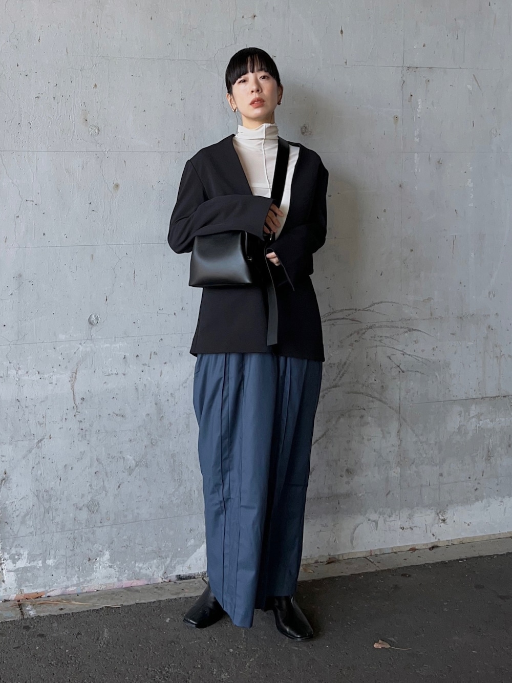 RIKA｜OSOIのショルダーバッグを使ったコーディネート - WEAR