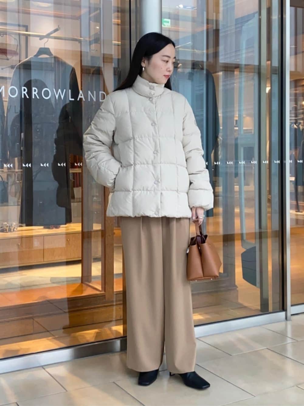 Kato_TOMORROWLAND(TOMORROWLAND 名古屋ラシック店)｜TOMORROWLAND のその他パンツを使った ...