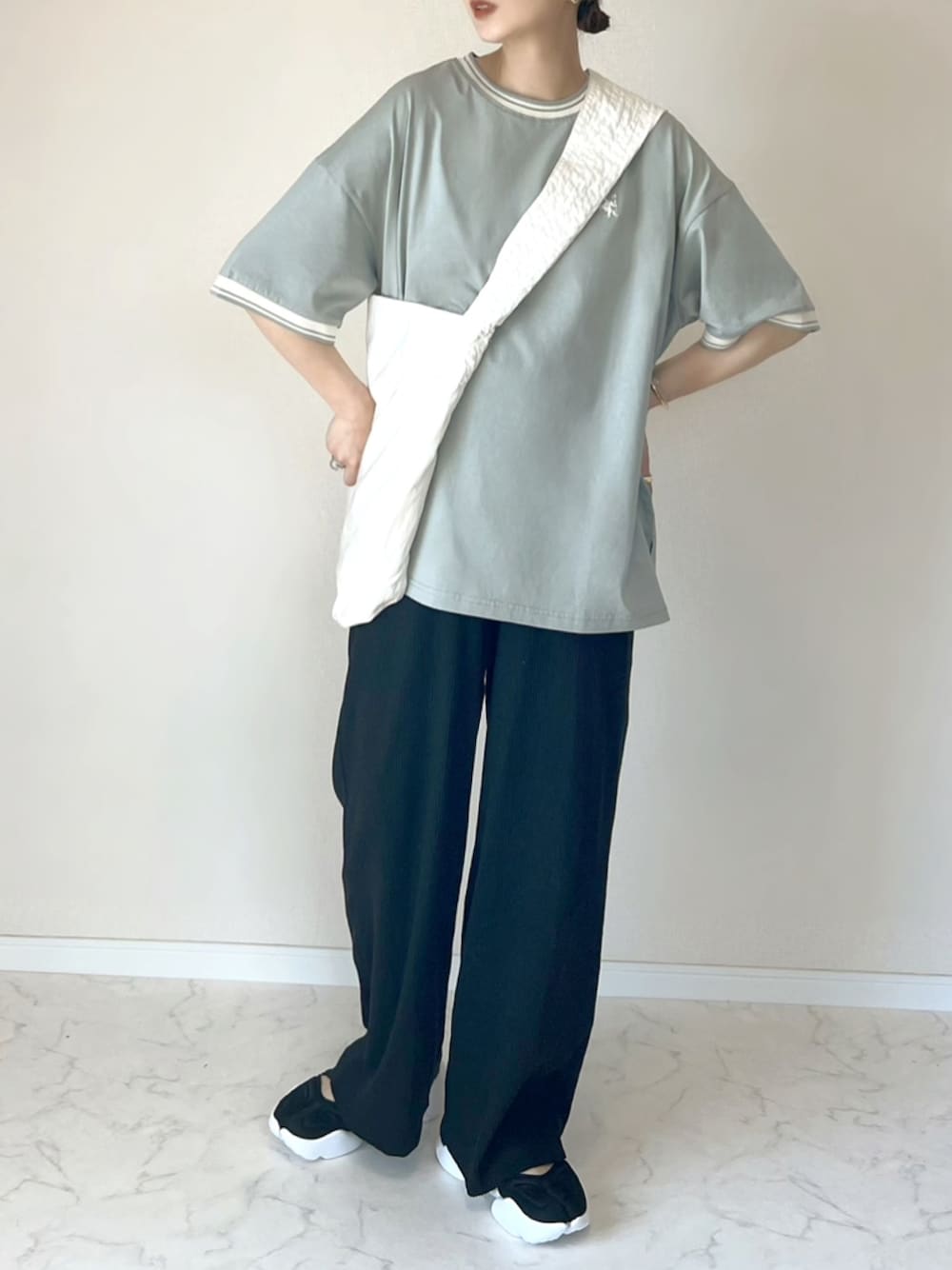 haru ｜JavaのTシャツ/カットソーを使ったコーディネート - WEAR