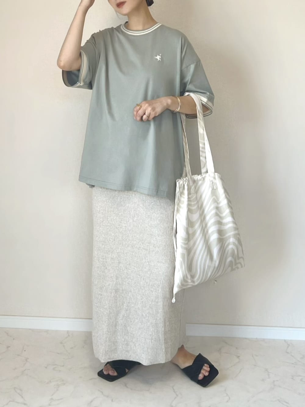 haru ｜JavaのTシャツ/カットソーを使ったコーディネート - WEAR