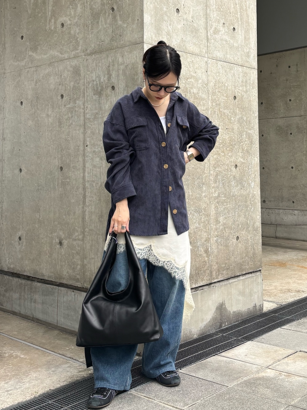 AI(russet)｜Onitsuka Tigerのスニーカーを使ったコーディネート - WEAR