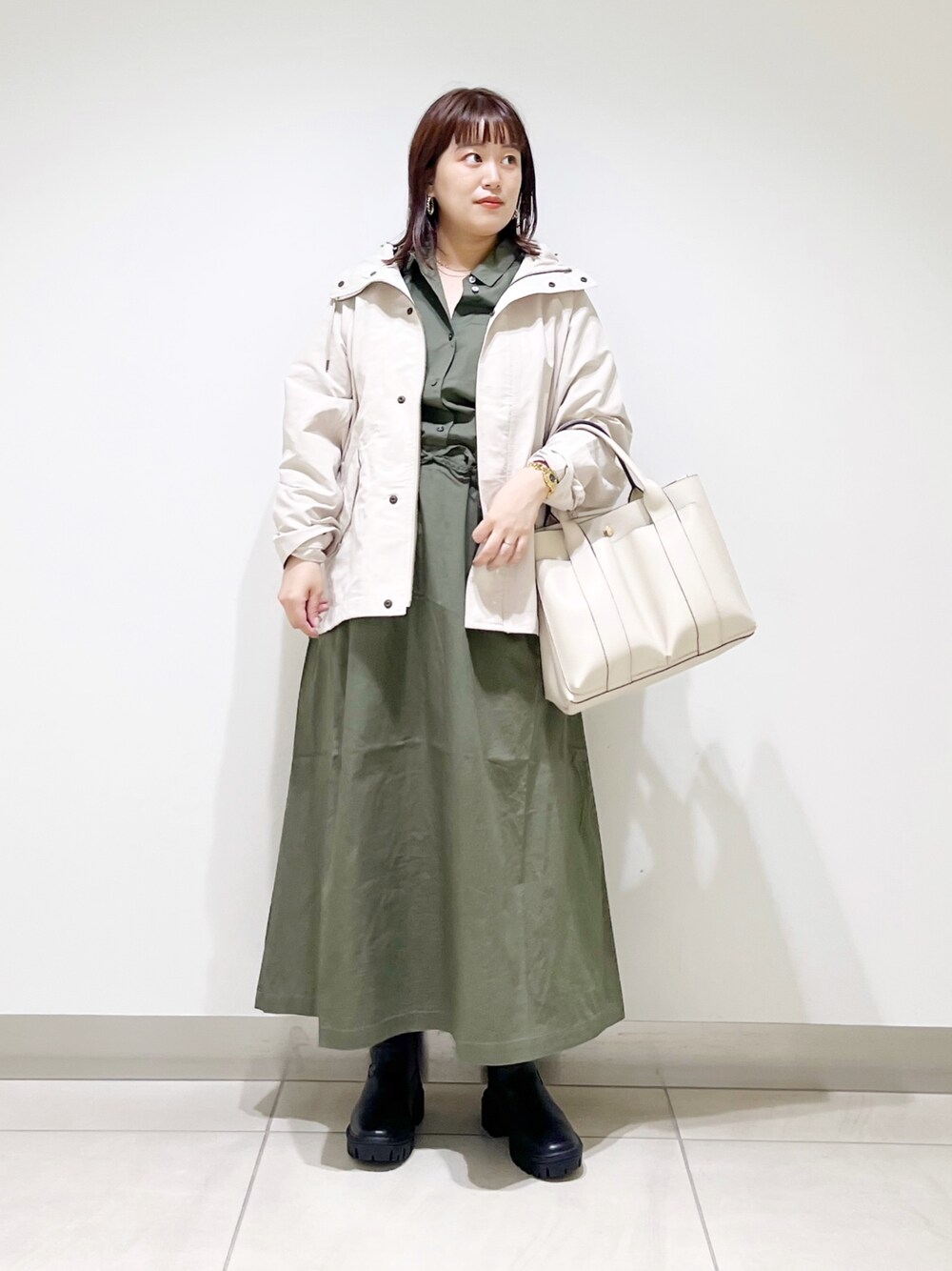 サトみ。(URBAN RESEARCH DOORS)｜URBAN RESEARCH DOORSのダウンベストを使ったコーディネート - WEAR
