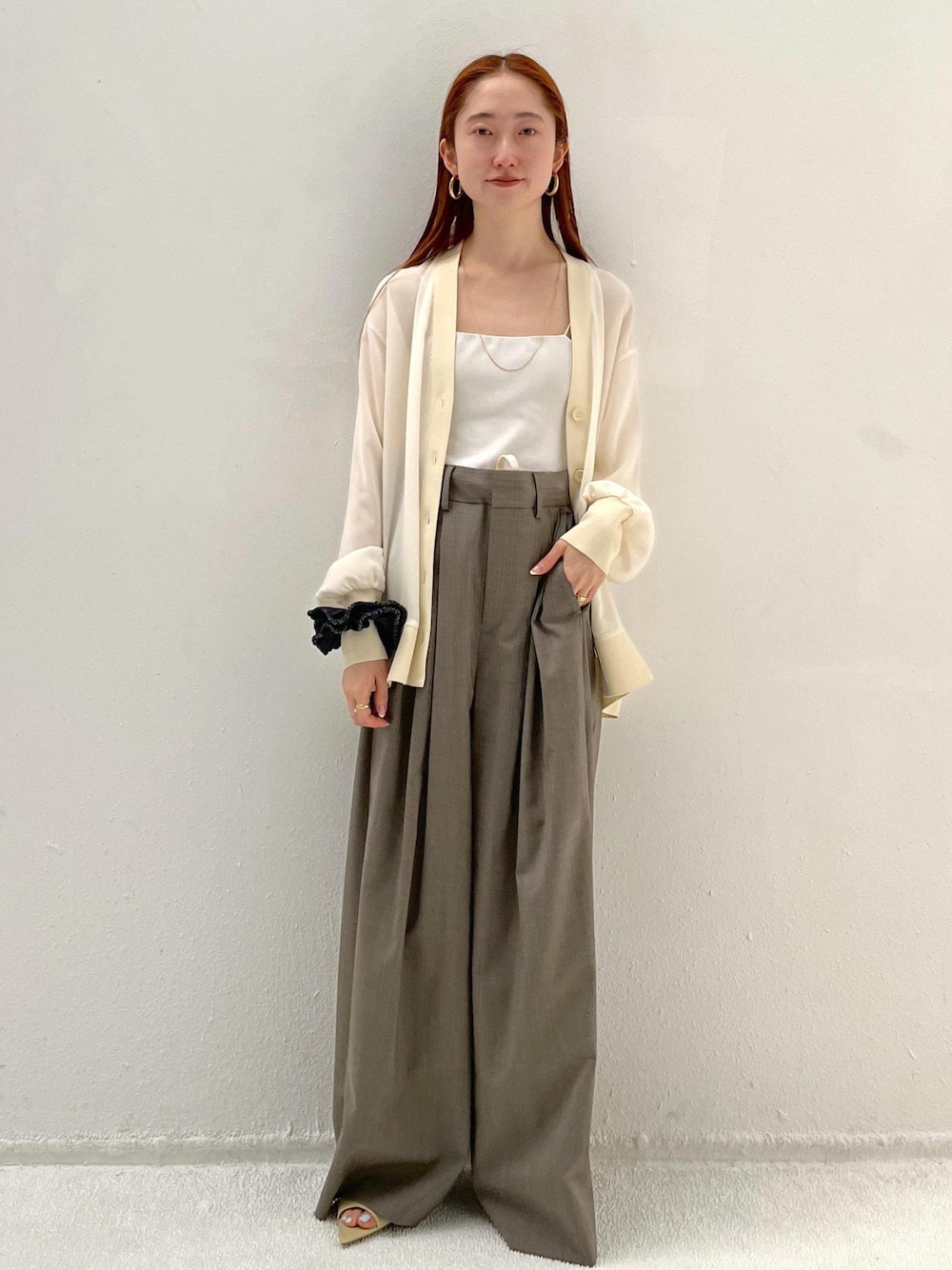 tomo(ADAM ET ROPE' ルミネ池袋)｜ADAM ET ROPE'のスラックスを使ったコーディネート - WEAR