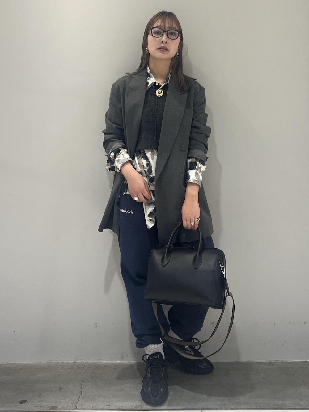 marin.(ADAM ET ROPE' なんばCITY)｜LACOSTEのスニーカーを使ったコーディネート - WEAR