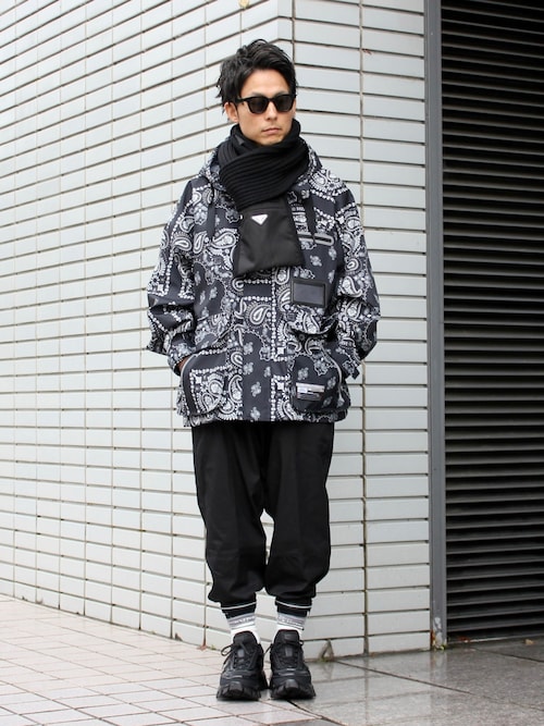 needer｜PRADAのスニーカーを使ったコーディネート - WEAR