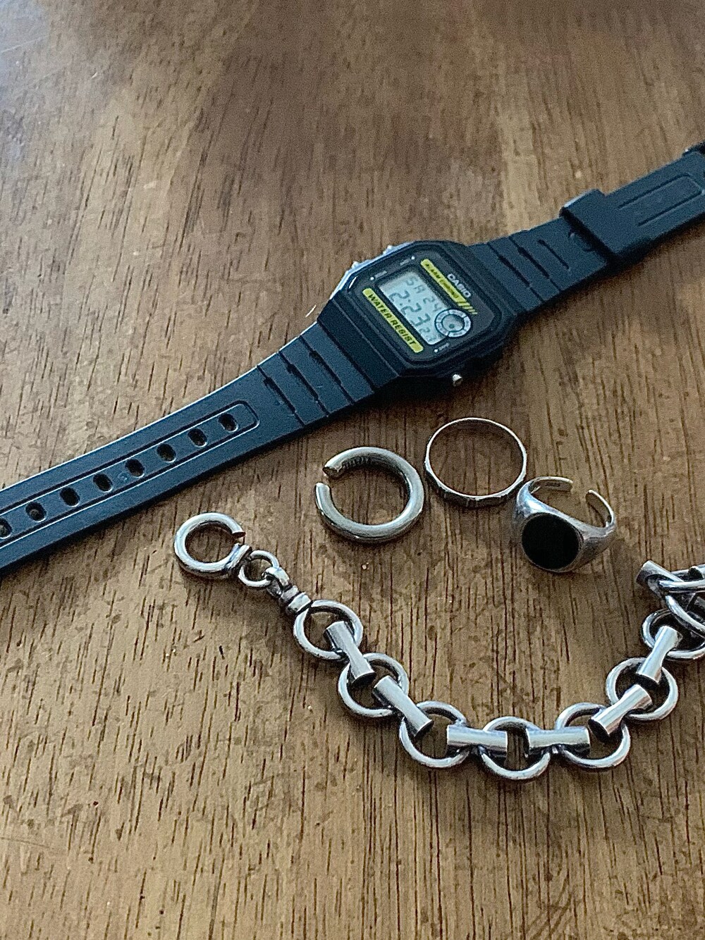 mibarekowai｜CASIOのデジタル腕時計を使ったコーディネート - WEAR