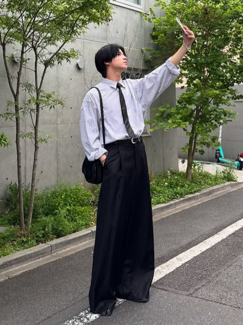 てる｜SINSSのシャツ/ブラウスを使ったコーディネート - WEAR