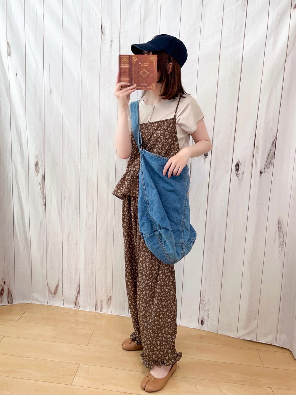 りせ｜GeeRAのTシャツ/カットソーを使ったコーディネート - WEAR