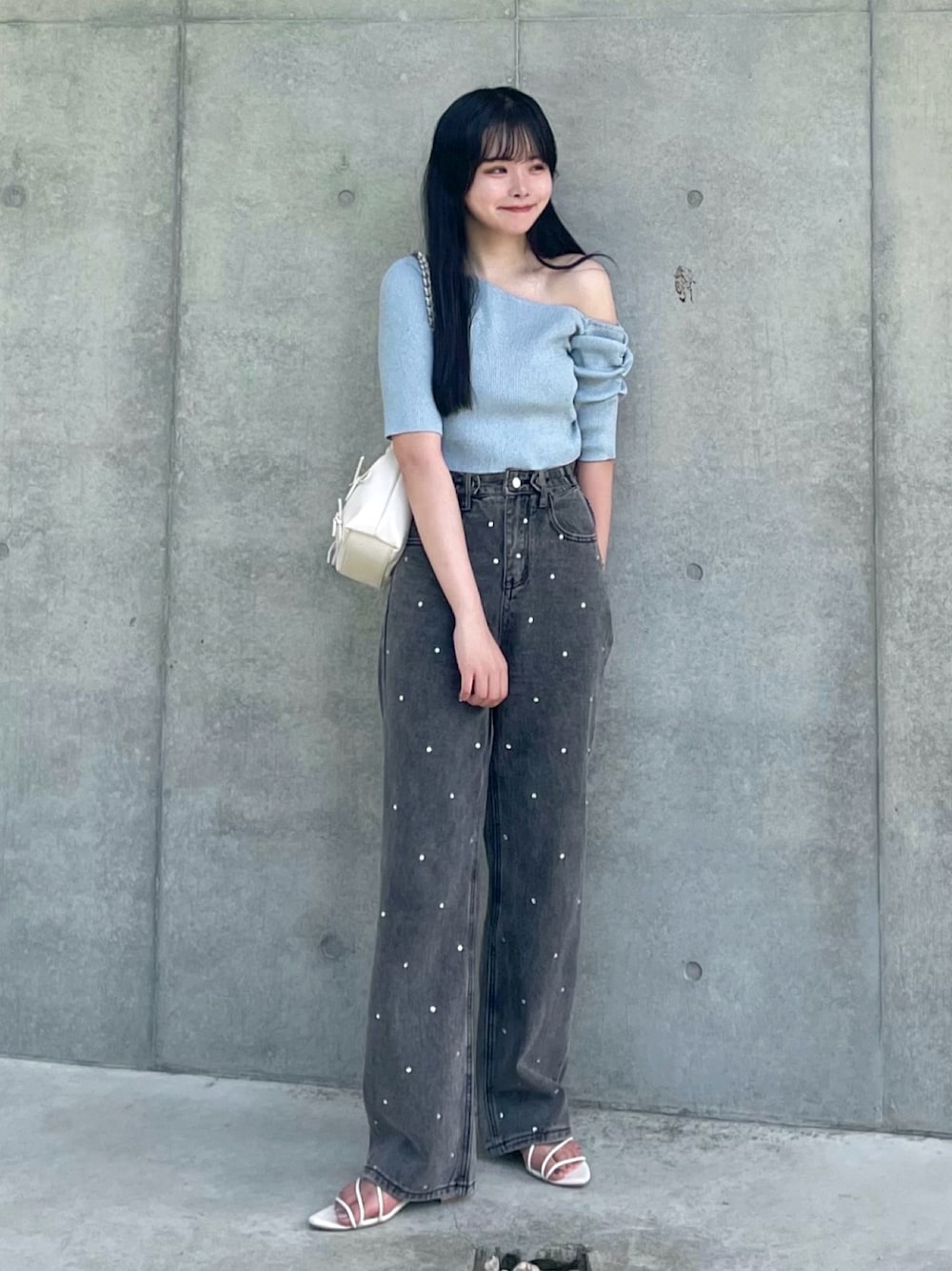 tomoka︎︎︎︎︎☺︎｜VIVIAN by tomokaのサンダルを使ったコーディネート - WEAR