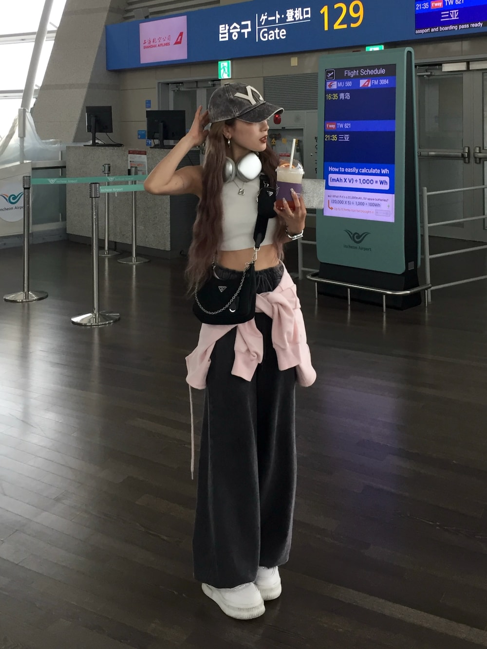 mayu ｜GRLのスウェットパンツを使ったコーディネート - WEAR