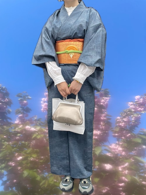 BINYO｜Vivienne Westwoodのハンドバッグを使ったコーディネート - WEAR