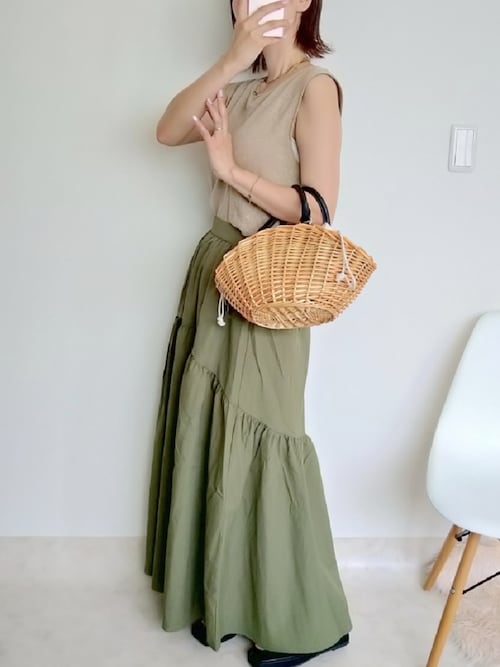 yu.｜OMNESのスカートを使ったコーディネート - WEAR