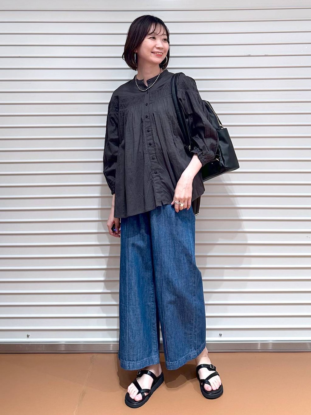 nami(Elura/ヤエチカ）(Elura 八重洲地下街)｜Eluraのデニムパンツを使ったコーディネート - WEAR