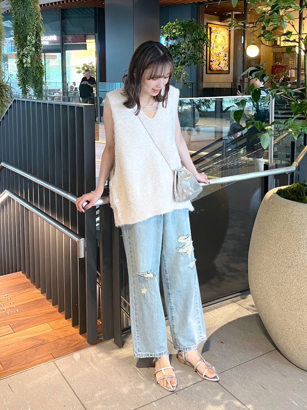 MIKA(LOWRYS FARM イオンレイクタウン)｜LOWRYS FARMのベストを使ったコーディネート - WEAR