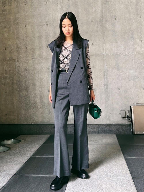 MOUSSY OFFICIAL（MOUSSY OFFICIAL）｜MOUSSYのTシャツ/カットソーを使ったコーディネート - WEAR