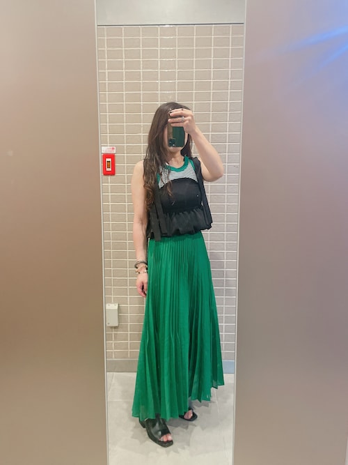 mire｜AMERIのスカートを使ったコーディネート - WEAR