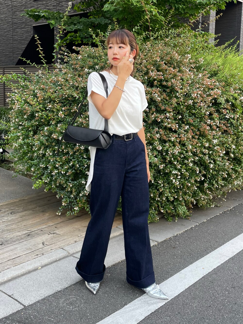 UKI｜GeeRAのTシャツ/カットソーを使ったコーディネート - WEAR