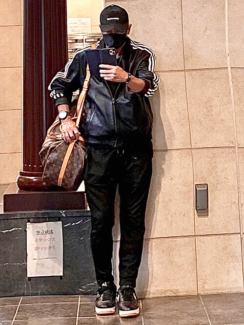 K-Kenji⚾️｜EDWINのスウェットパンツを使ったコーディネート - WEAR