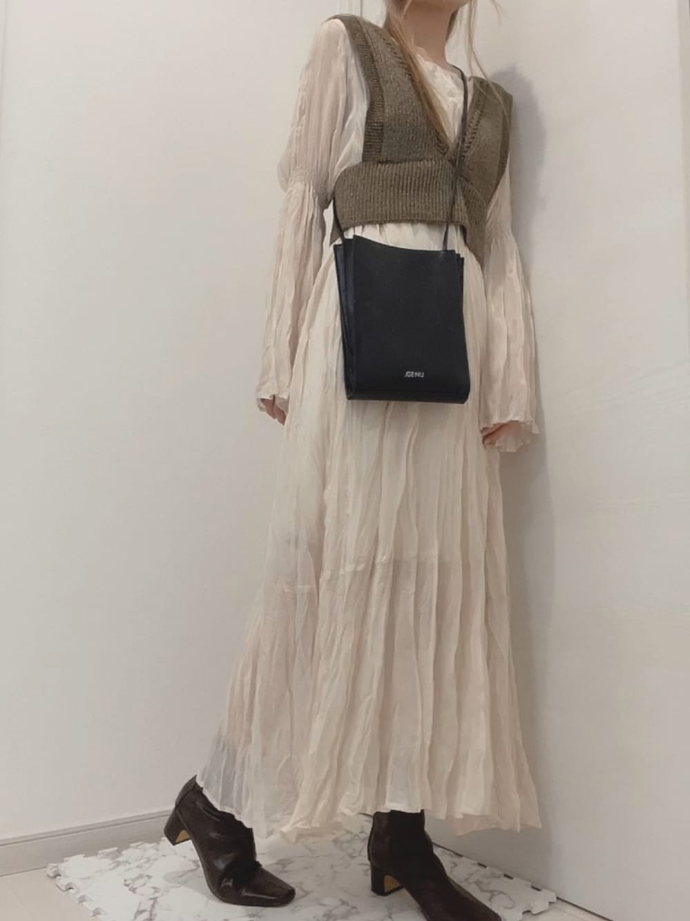 anna｜GUのベストを使ったコーディネート - WEAR