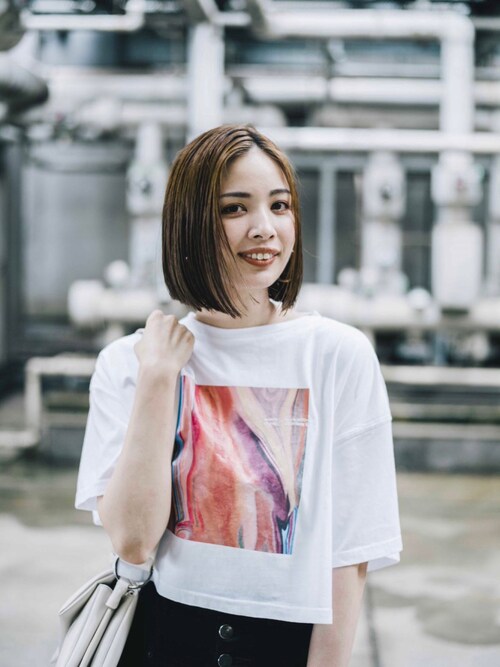 永田沙織(EMODA)｜EMODAのTシャツ/カットソーを使ったコーディネート - WEAR