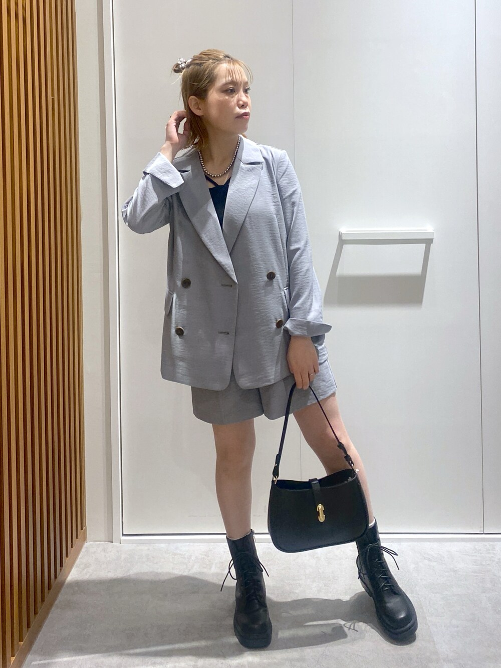 riho(FREE'SMART あべのキューズモール)｜FREE'S MARTのテーラードジャケットを使ったコーディネート - WEAR