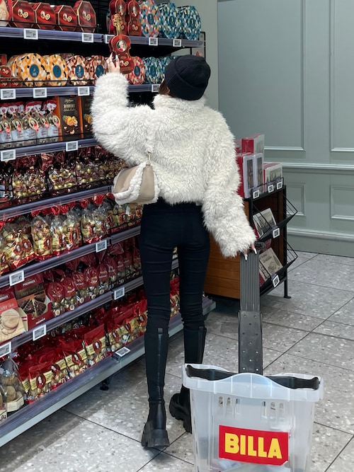 yuka 🤍｜TOMMY HILFIGERのニットキャップ/ビーニーを使ったコーディネート - WEAR