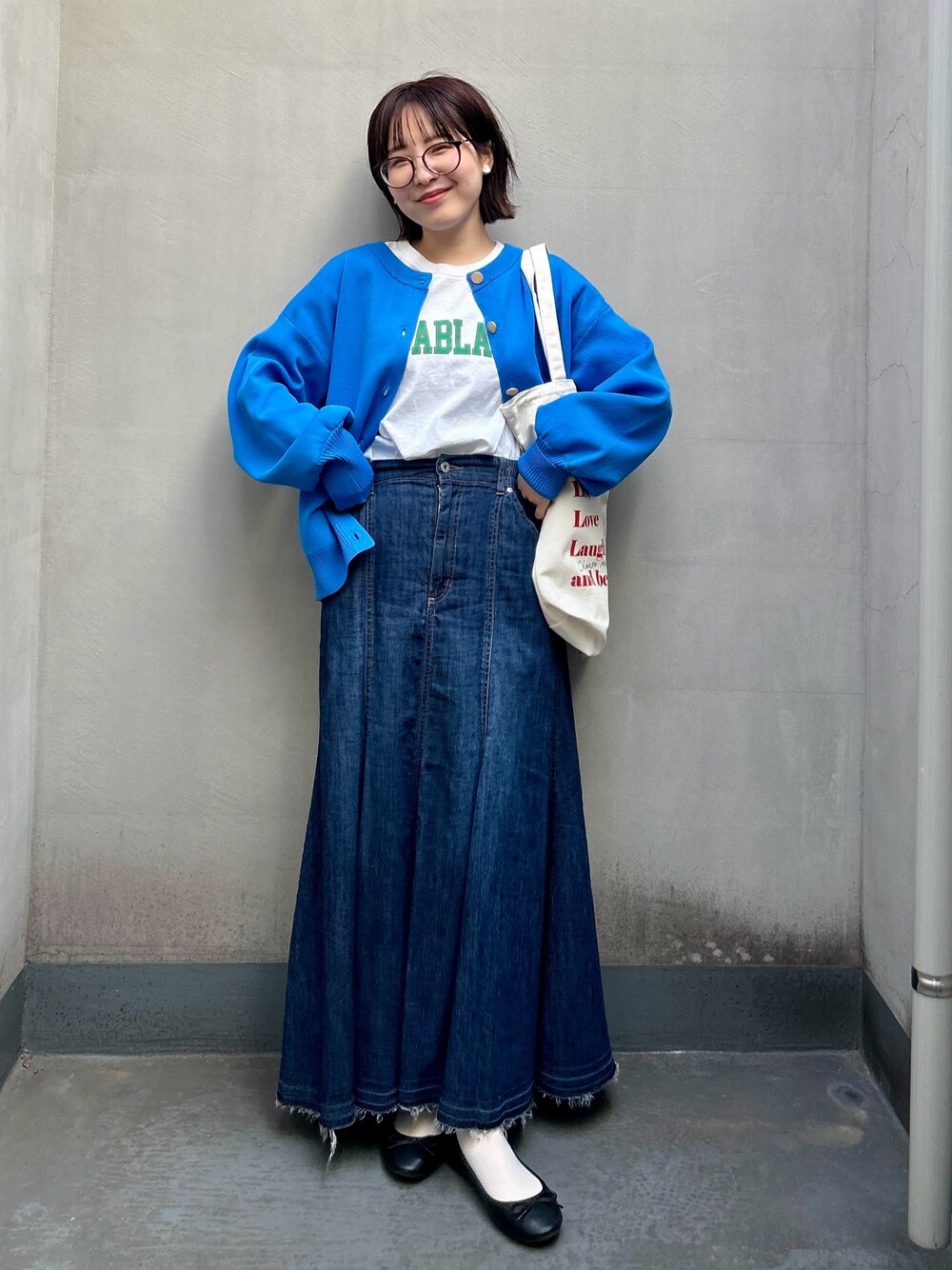 MIKI｜un dix corsのデニムスカートを使ったコーディネート - WEAR